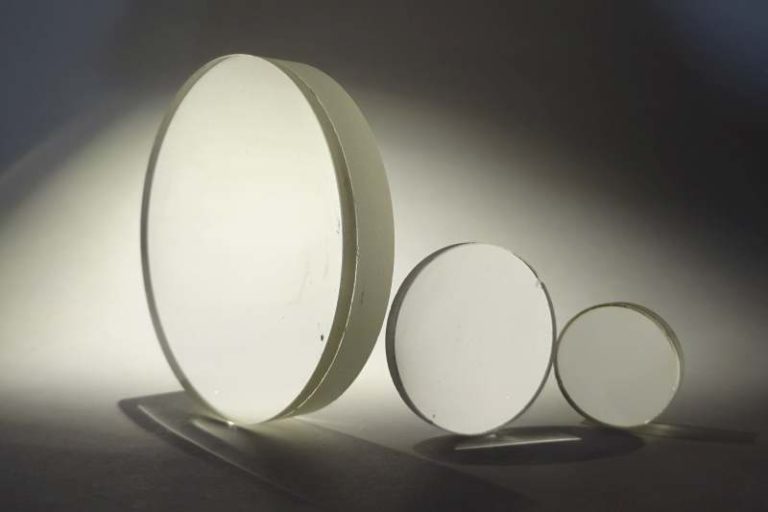 Optical Glass For Binoculars - What Is ED Glass, Crown- or Flint Glass